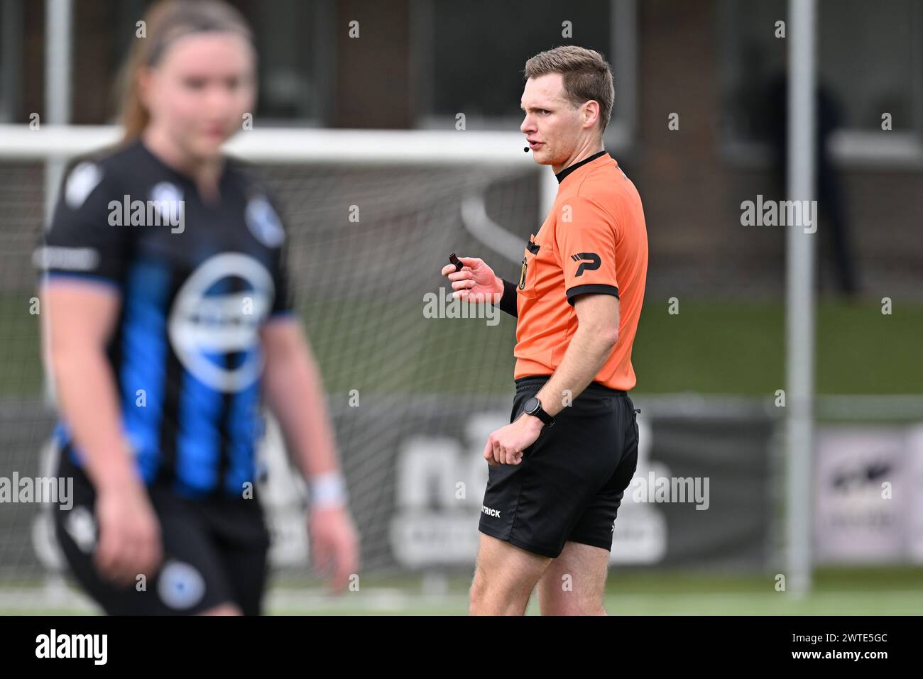 Aalter, Belgium. 16th Mar, 2024. referee Soren Beerens pictured during a female soccer game ...