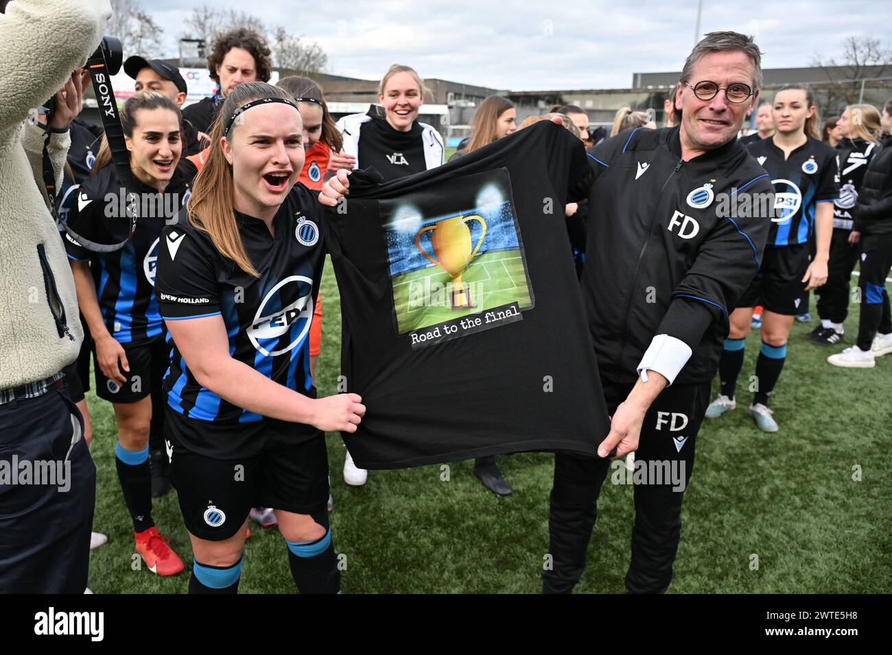 Aalter, Belgium. 16th Mar, 2024. players of Club YLA with Davinia Vanmechelen (25) of Club YLA ...