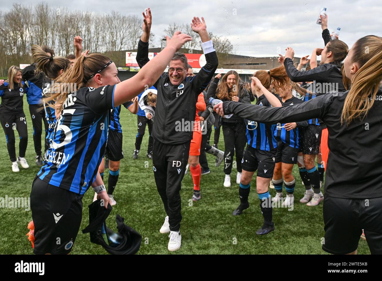 Aalter, Belgium. 16th Mar, 2024. players of Club YLA pictured celebrating after winning a female ...