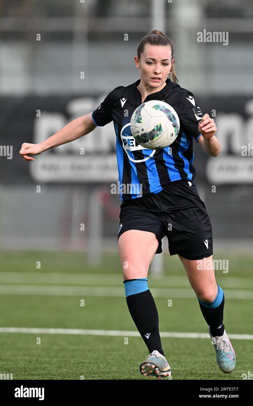 Aalter, Belgium. 16th Mar, 2024. Sterre Gielen (14) of Club YLA ...