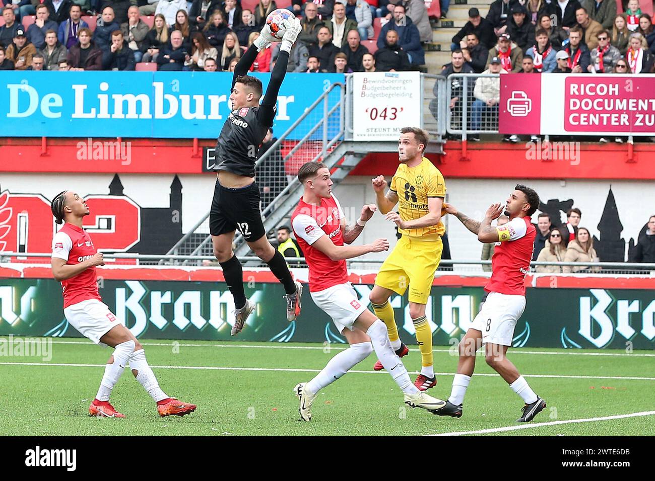 Maastricht, Nederland. 17th Mar, 2024. MAASTRICHT- football, 17-03-2024 ...