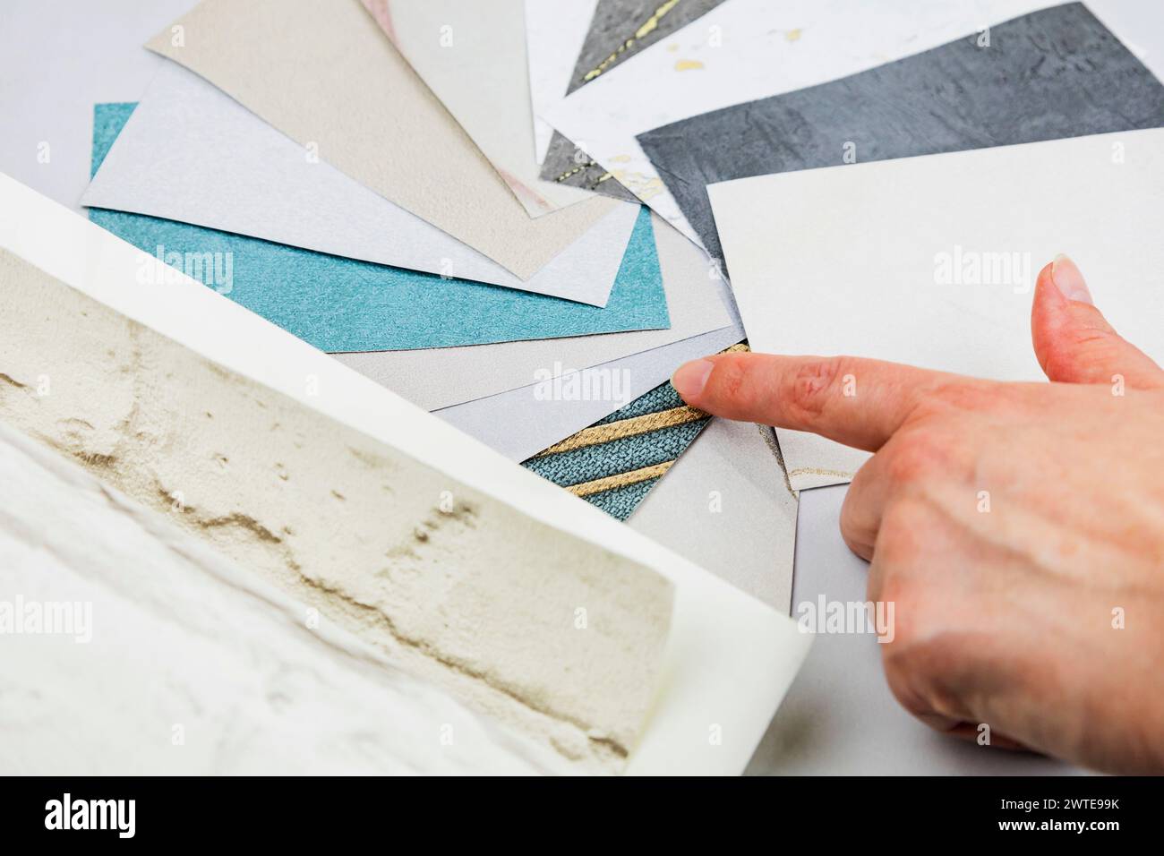 wallpaper selection, wallpaper samples home renovation Stock Photo - Alamy