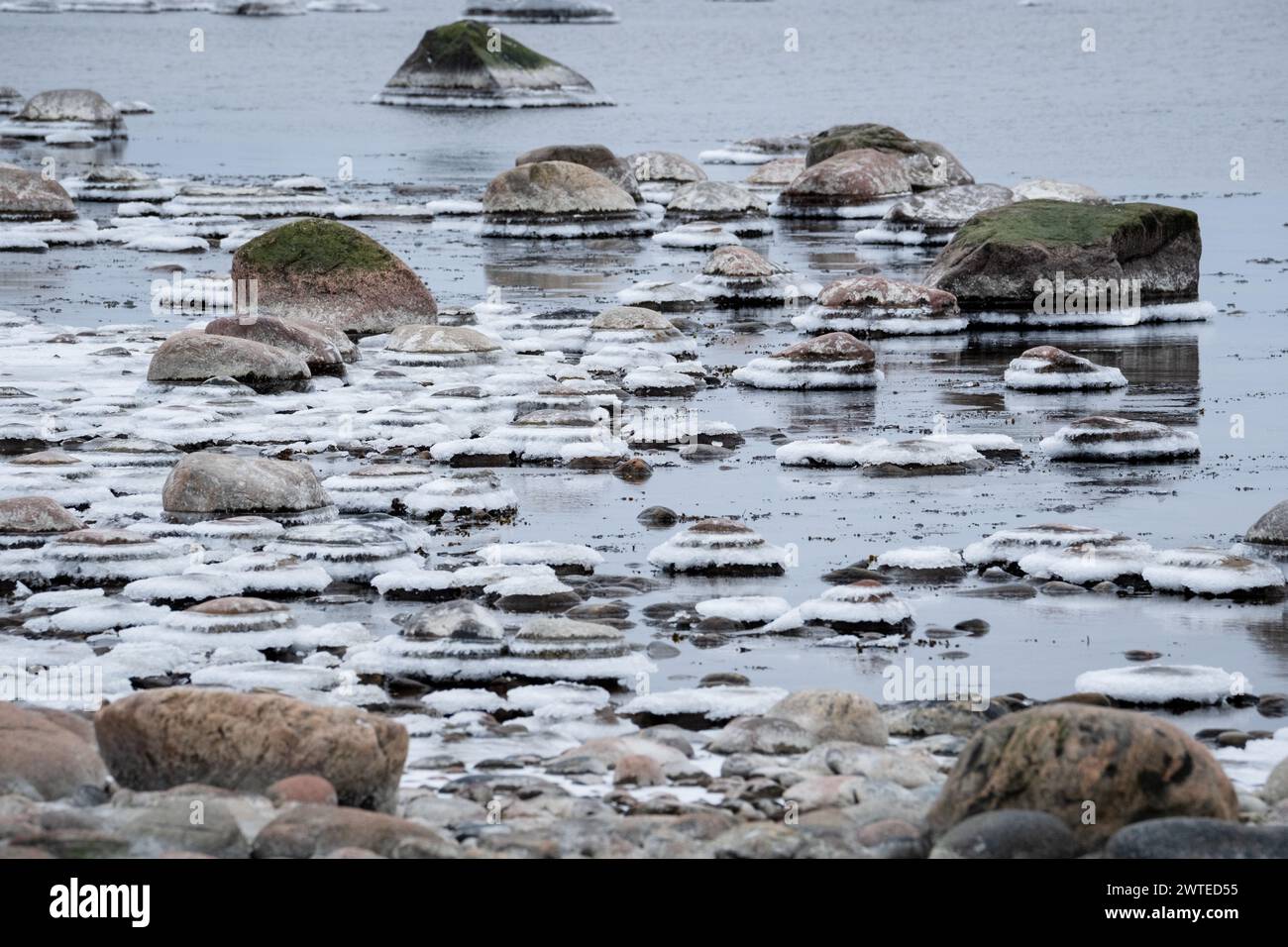 JURMO, REMOTE ISLAND, BALTIC SEA, GLACIAL ERRATICS, FREEZING FOG: The ...