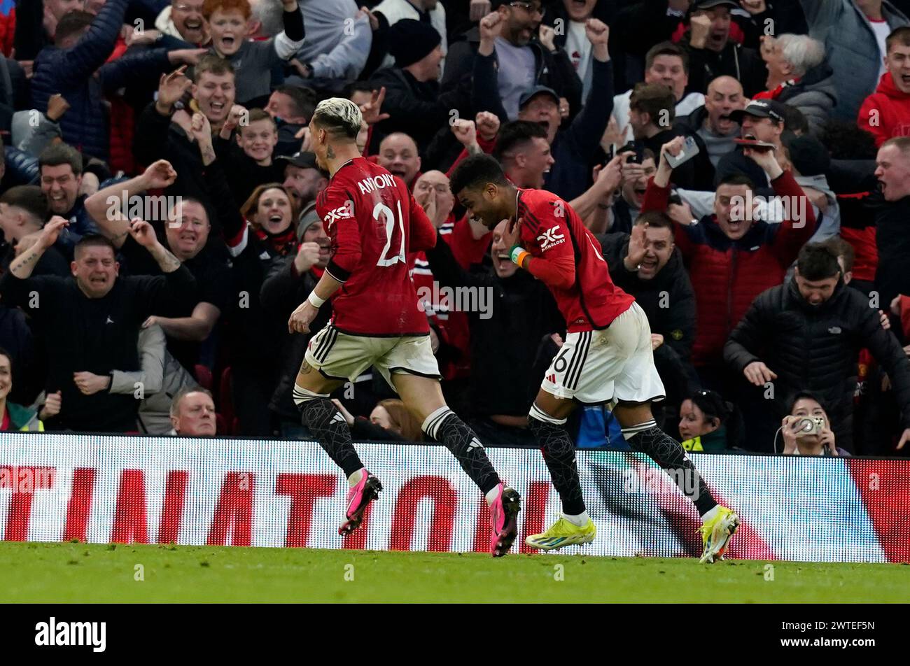 Manchester, UK. 17th Mar, 2024. Amad Diallo of Manchester United (R ...