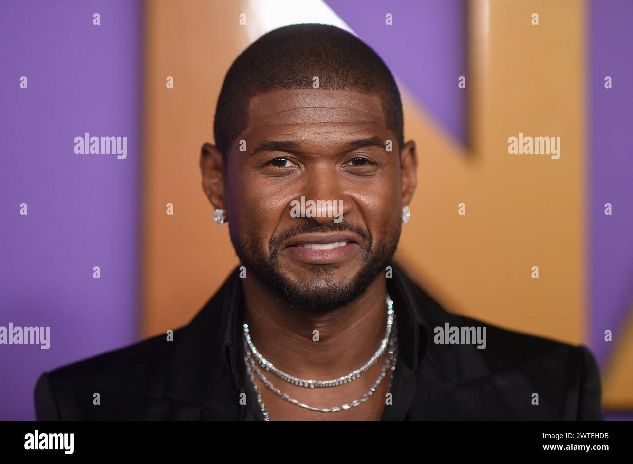 Usher arrives at the 55th NAACP Image Awards on Saturday, March 16 ...