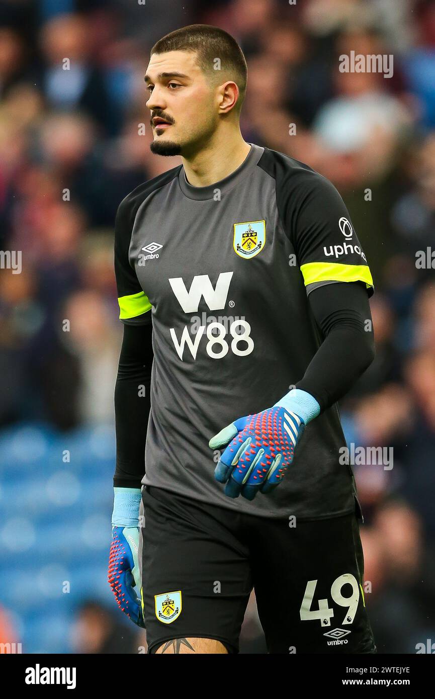 Burnley goalkeeper Arijanet Muric during the Premier League match at ...