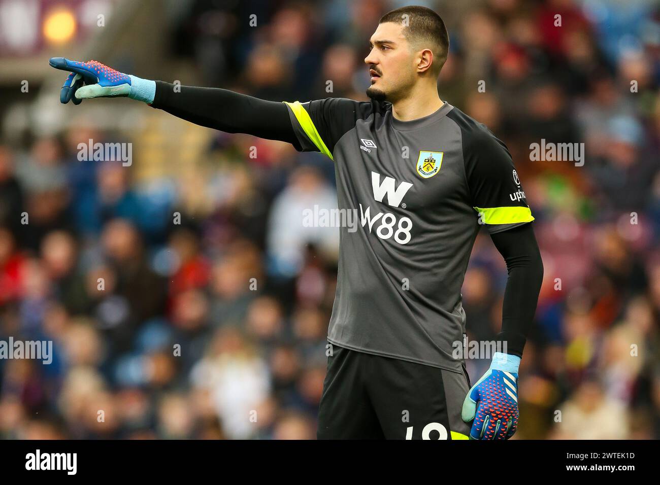 Burnley goalkeeper Arijanet Muric during the Premier League match at ...