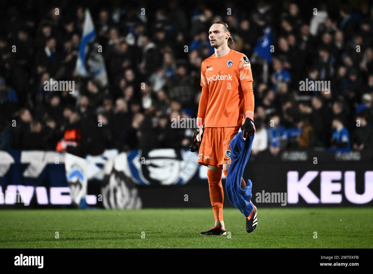 Westerlo, Belgium . 17th Mar, 2024. Maarten Vandevoordt of Genk ...