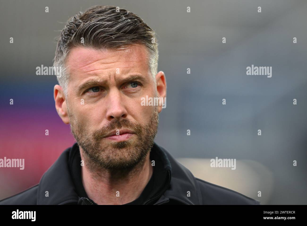 Rob edwards luton manager hi-res stock photography and images - Alamy