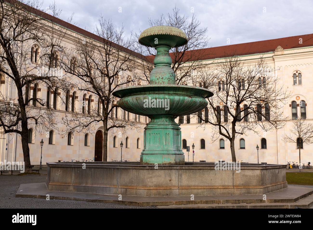 Lmu munich hi-res stock photography and images - Alamy