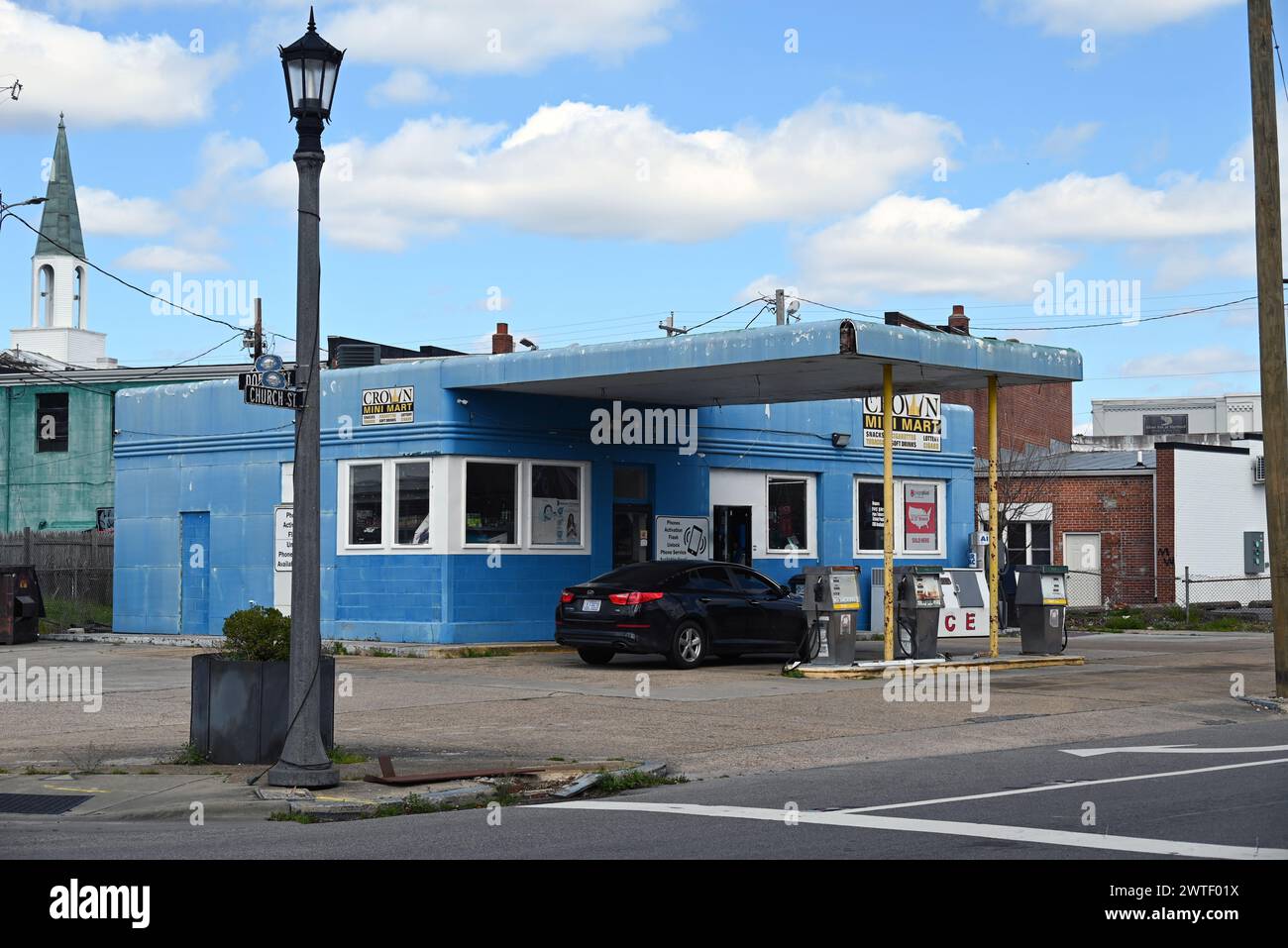 Small mini mart on Church Street in Hertford, North Carolina Stock ...