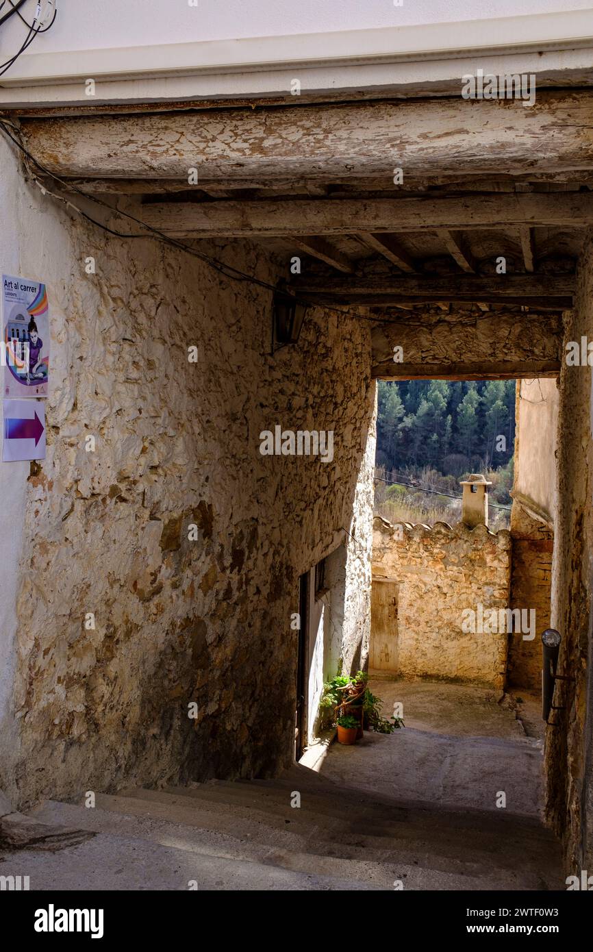 The village of Ludiente is located in the Alto Mijares region ...