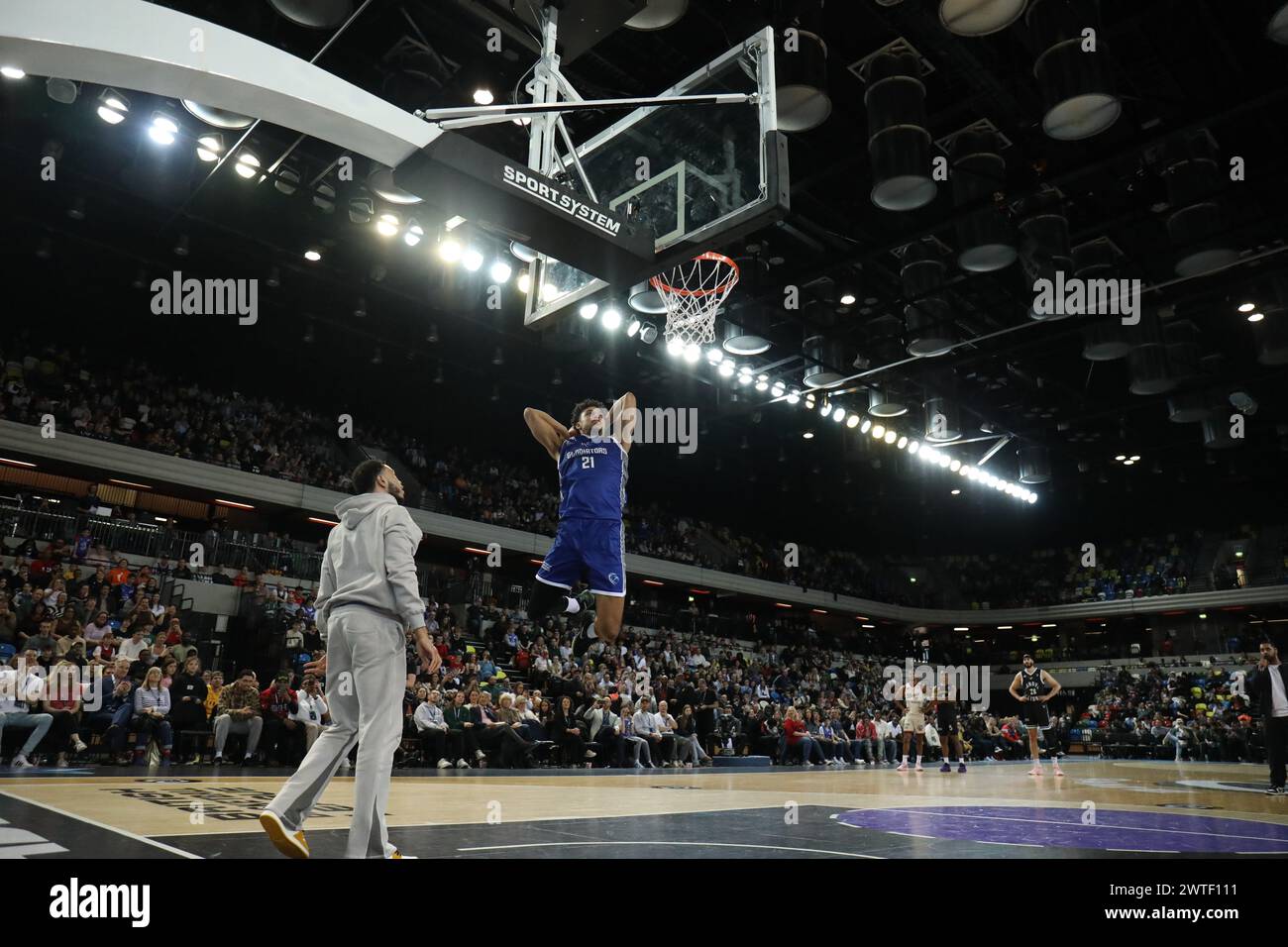 London, UK. 17th Mar, 2024. Clifton Moore Jr competes in the Slam Dunk ...