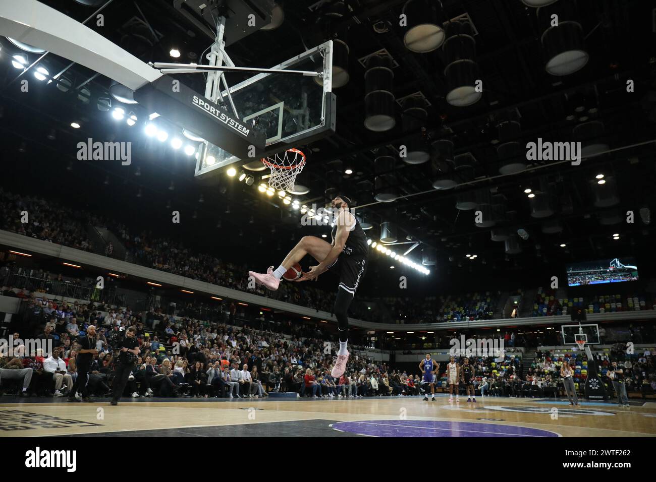 London, UK. 17th Mar, 2024. Josh Sharma competes in the Slam Dunk ...
