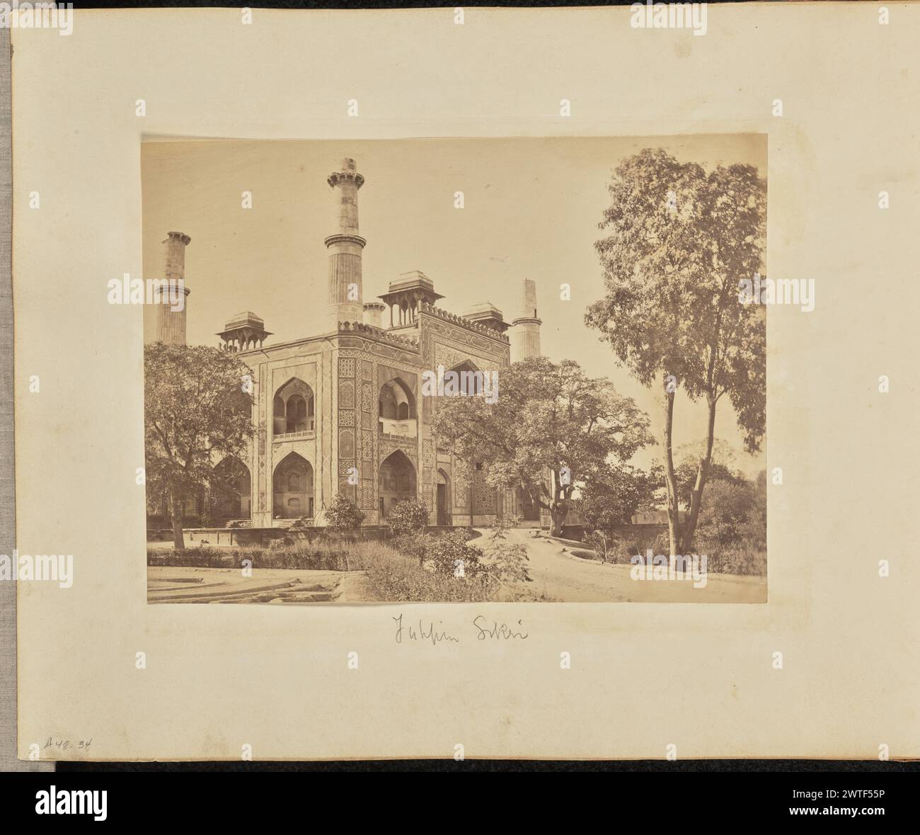 Three sided tower hi-res stock photography and images - Alamy