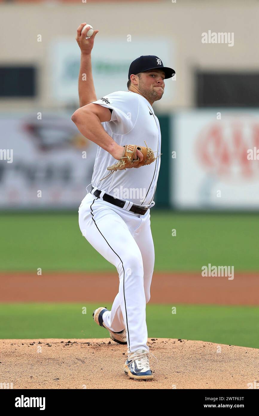 LAKELAND, FL - MARCH 16: Detroit Tigers pitcher Brant Hurter (53 ...