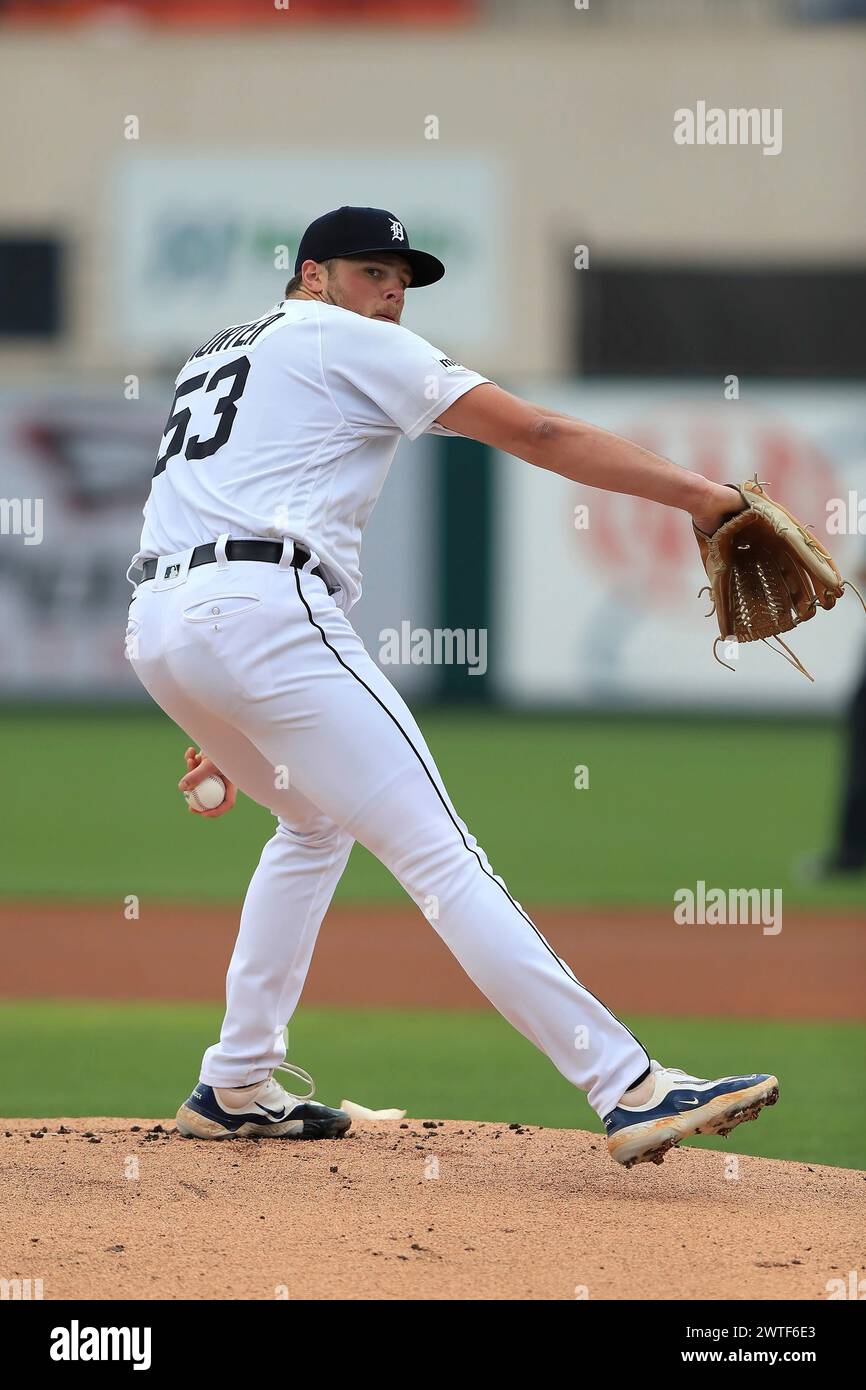 LAKELAND, FL - MARCH 16: Detroit Tigers pitcher Brant Hurter (53 ...