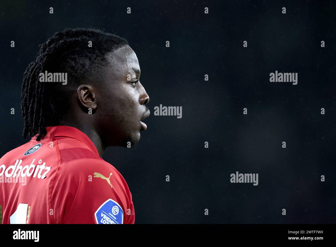 EINDHOVEN - Armel Bella Kotchap of PSV Eindhoven during the Dutch ...