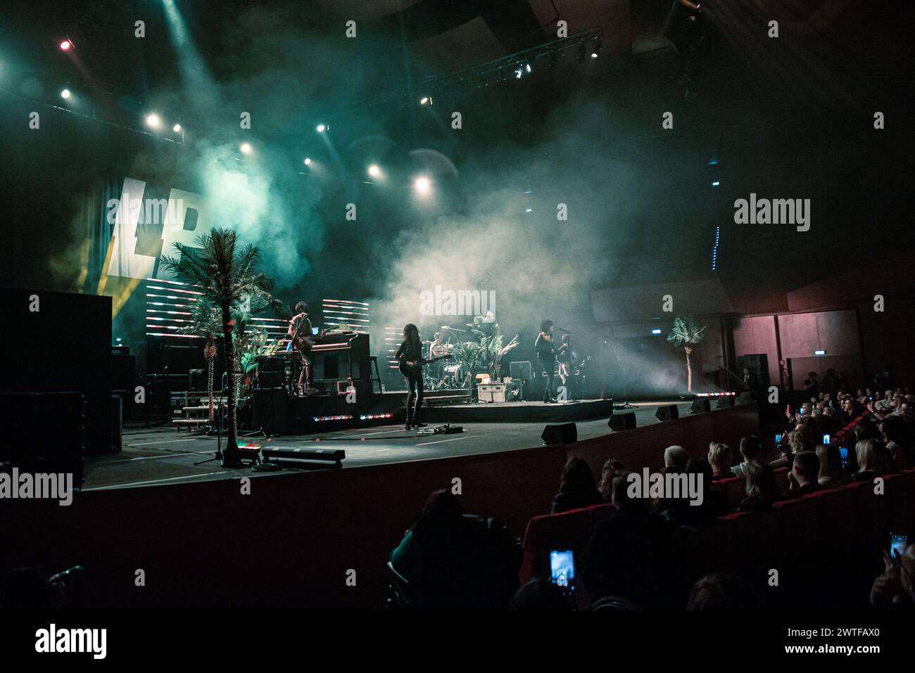 Lp 2024 tour hi-res stock photography and images - Alamy