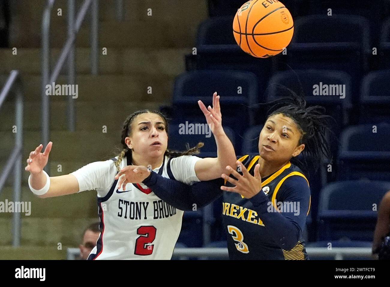 Stony Brook guard Zaida Gonzalez (2) and Drexel guard Amaris Baker (3 ...