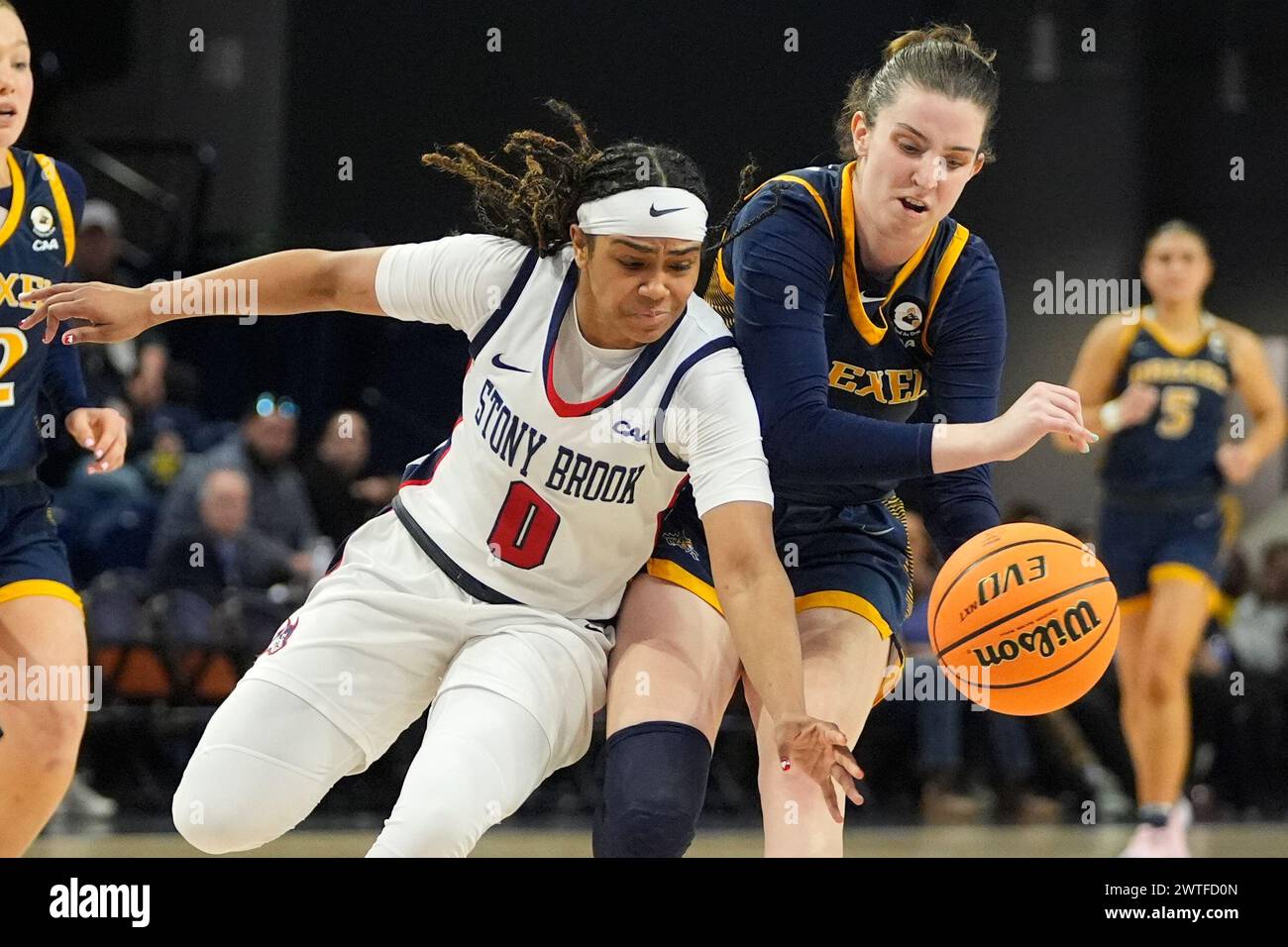 Stony Brook guard Gigi Gonzalez (0) and Drexel guard Erin Sweeney ...
