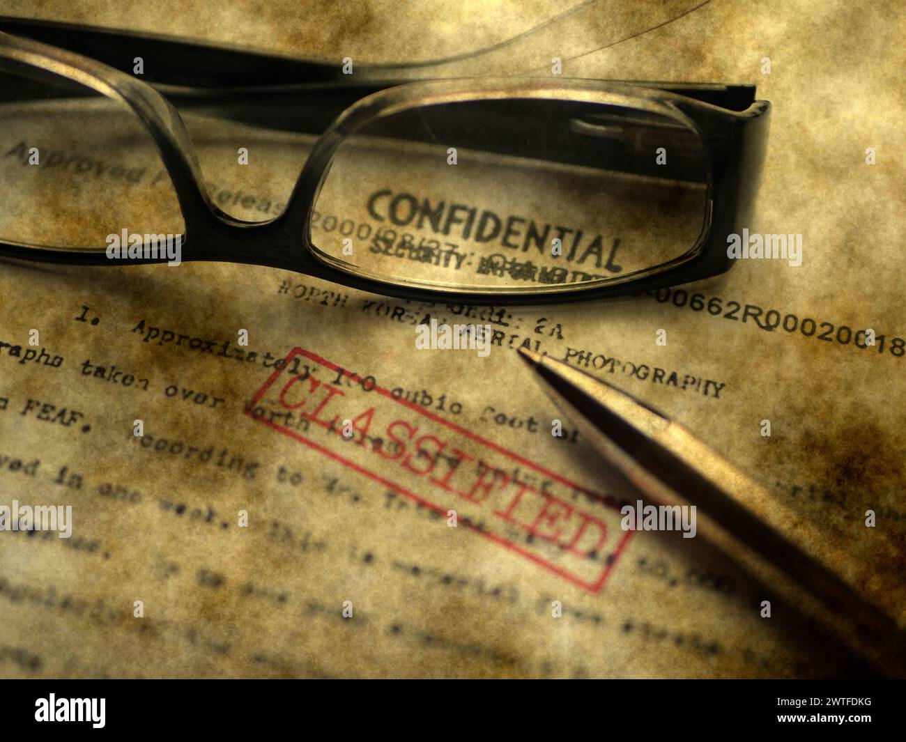 Unclassified document stamp hi-res stock photography and images - Alamy