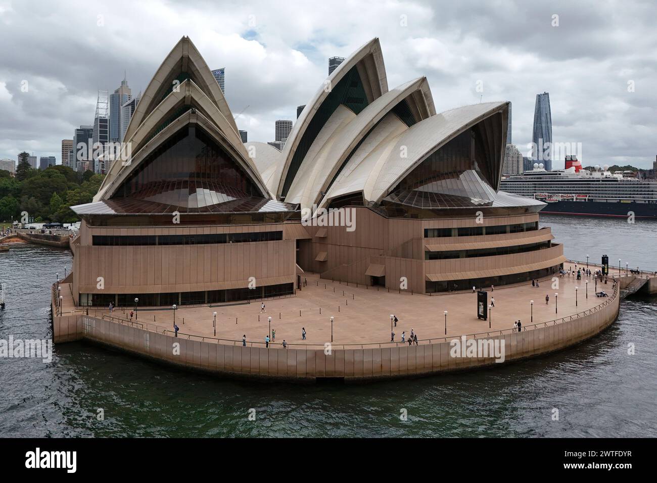 Aerial view sydney opera house hi-res stock photography and images - Alamy