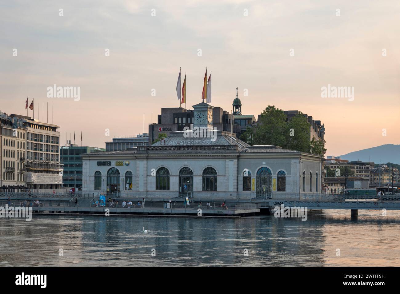 GENEVA, SWITZERLAND - JUNE 17, 2023: Amazing Sunset view of Rhone River ...