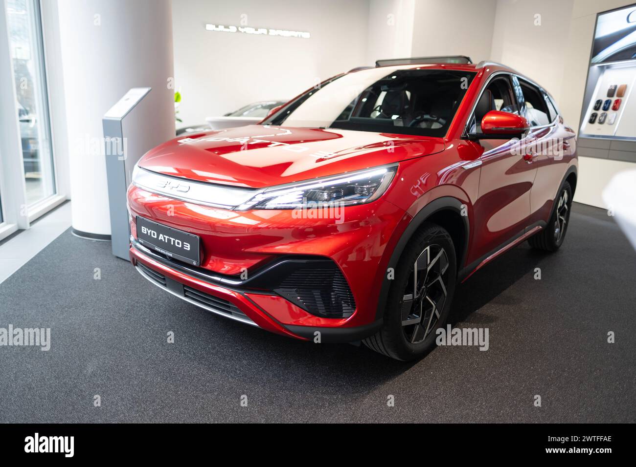 new red BYD ATTO 3 Car, Electric Vehicle Chinese BYD manufacturer in ...