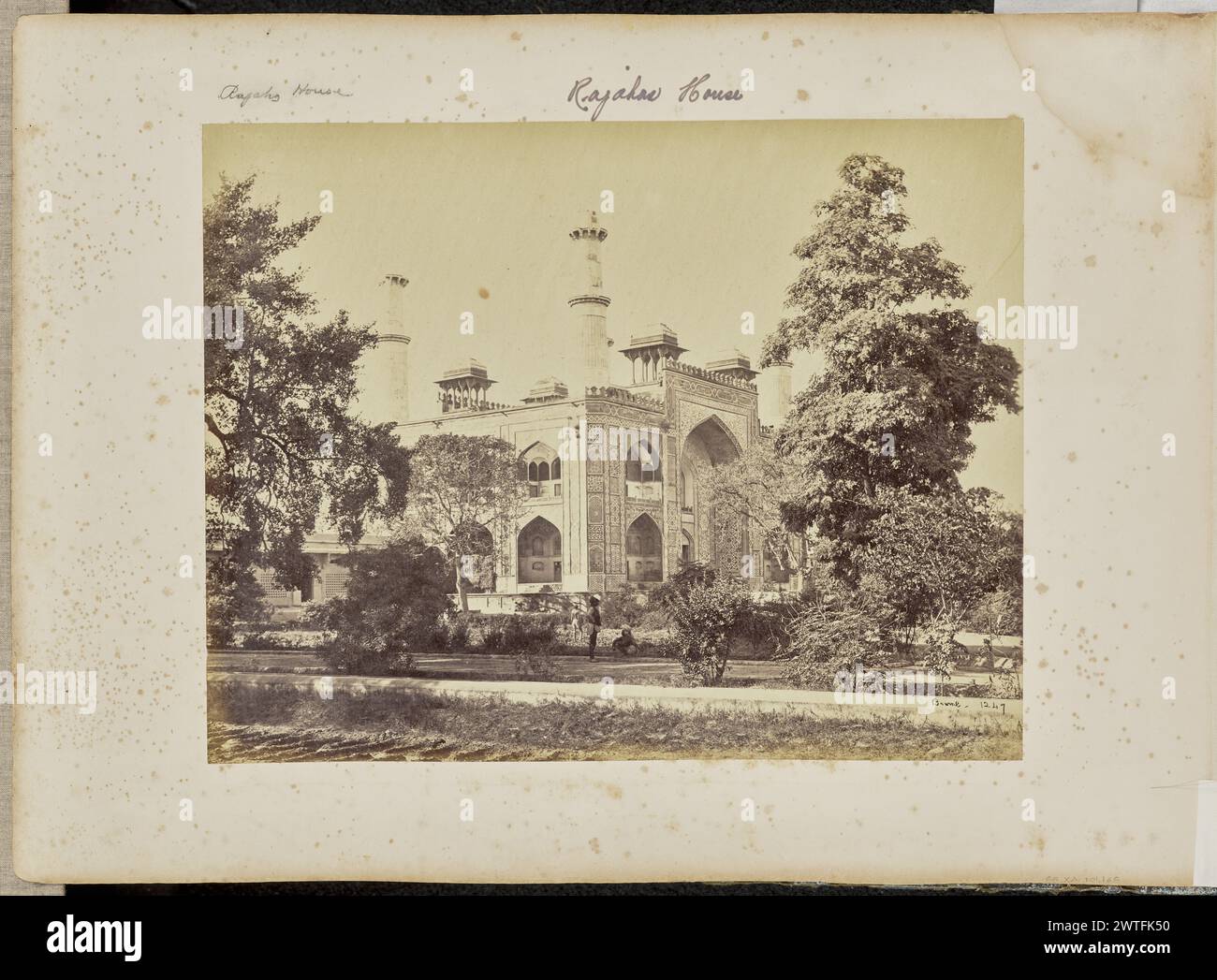 Three sided tower hi-res stock photography and images - Alamy