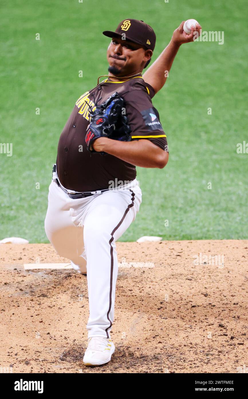 Jeremiah estrada hi-res stock photography and images - Alamy