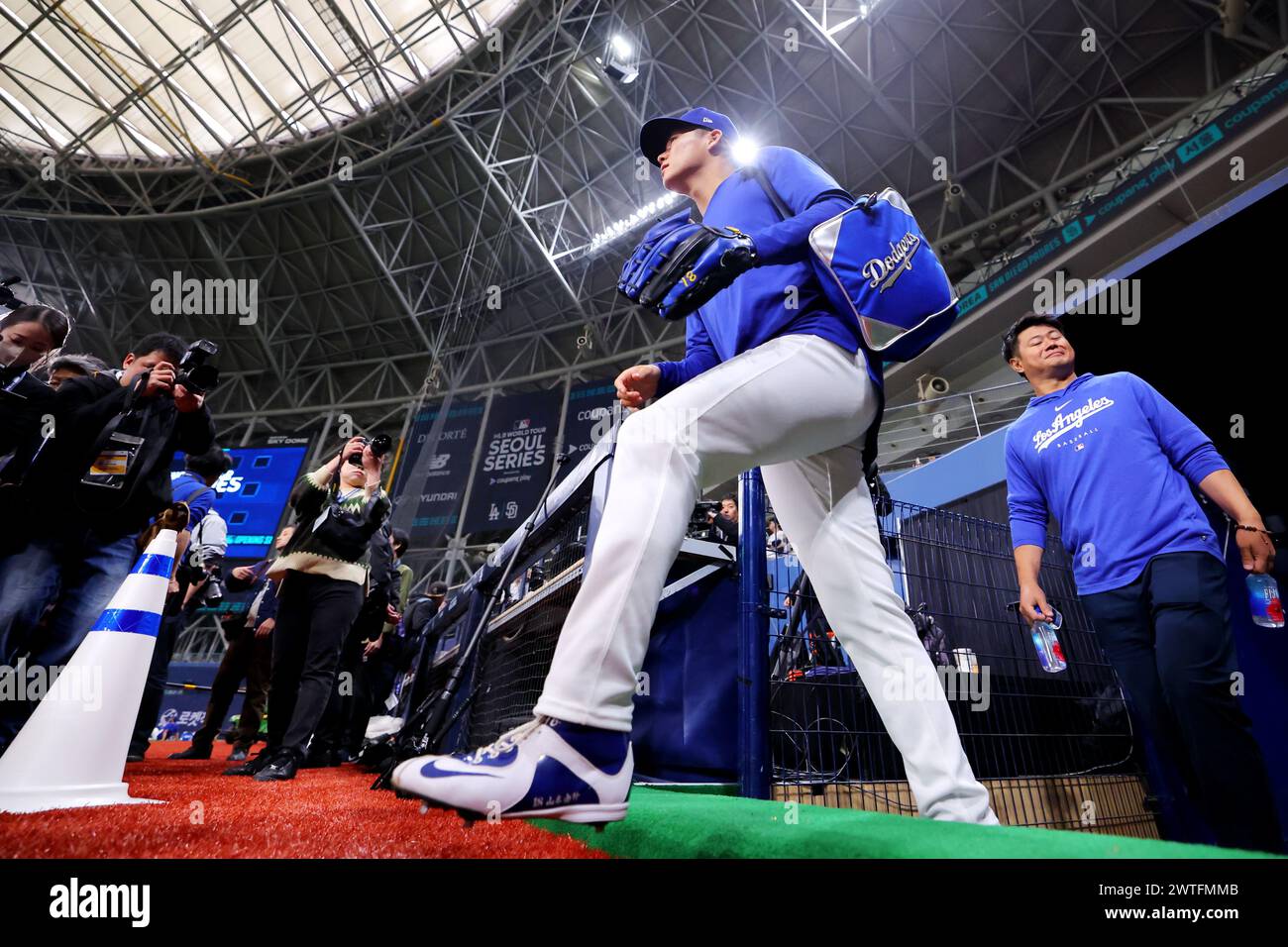 Gocheok Sky Dome, Seoul, South Korea. 17th Mar, 2024. Yoshinobu Yamamoto (Dodgers), MARCH 17 ...