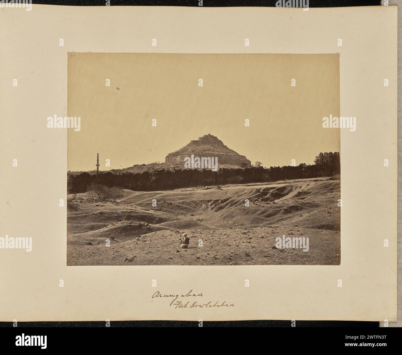 Arungabad. Fort Dowlatabad. John Edward Saché, photographer (Prussian ...
