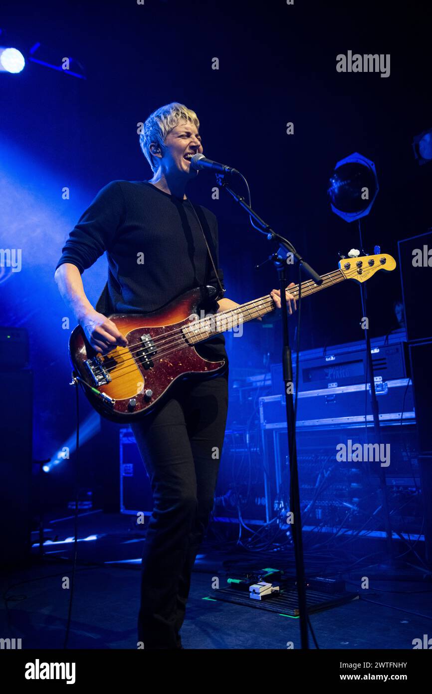 Pixies live london hi-res stock photography and images - Alamy
