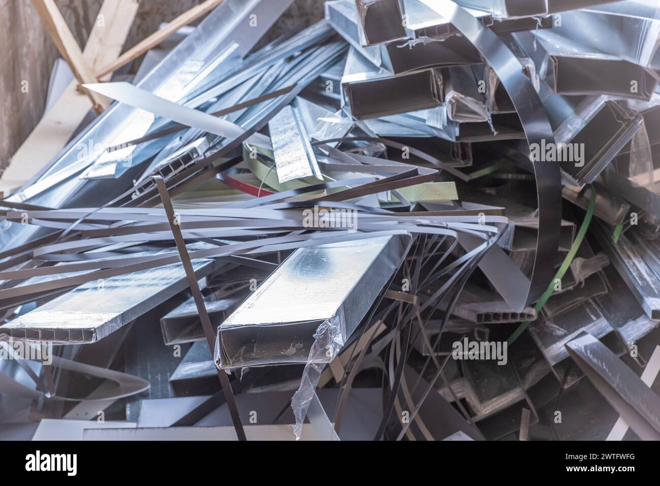 Scrap Metal in Junkyard ready for recycling Stock Photo - Alamy
