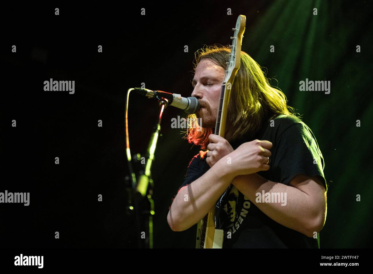 Adam singer hi-res stock photography and images - Alamy
