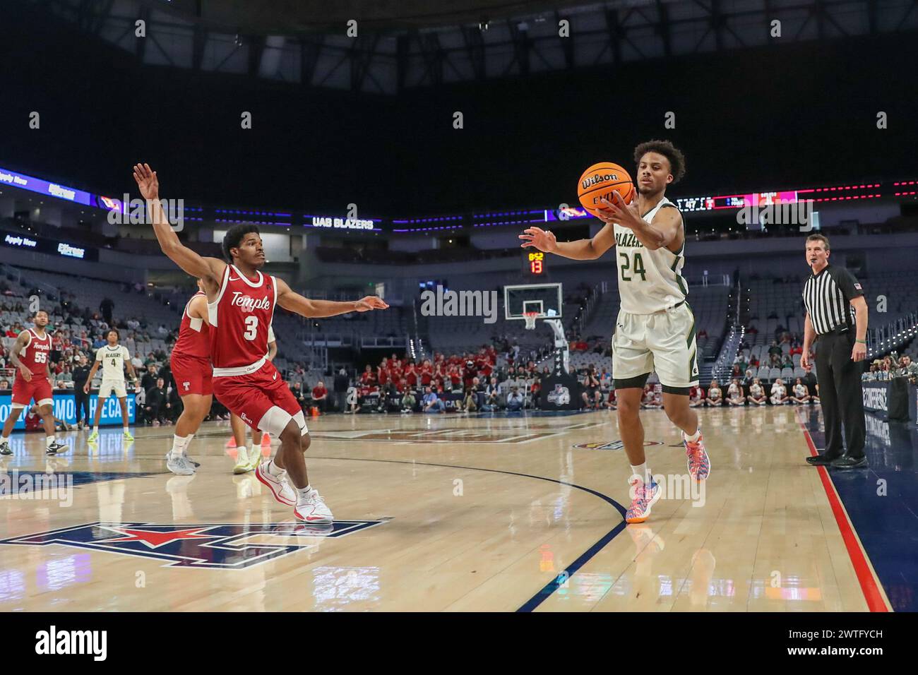 Americanathleticconference hi-res stock photography and images - Alamy