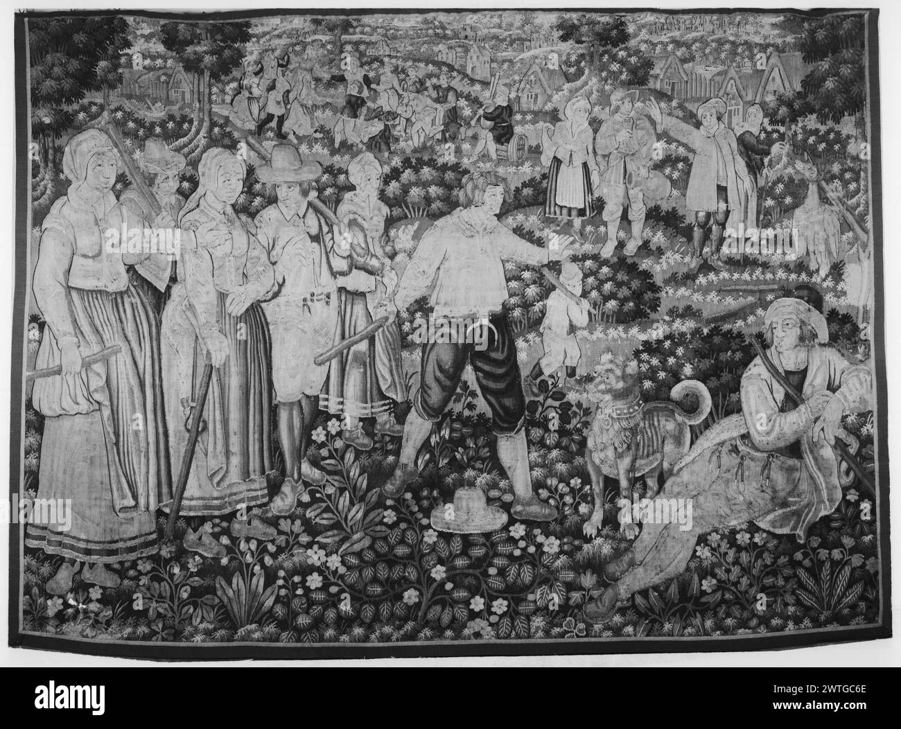 Council circle Black and White Stock Photos & Images - Alamy