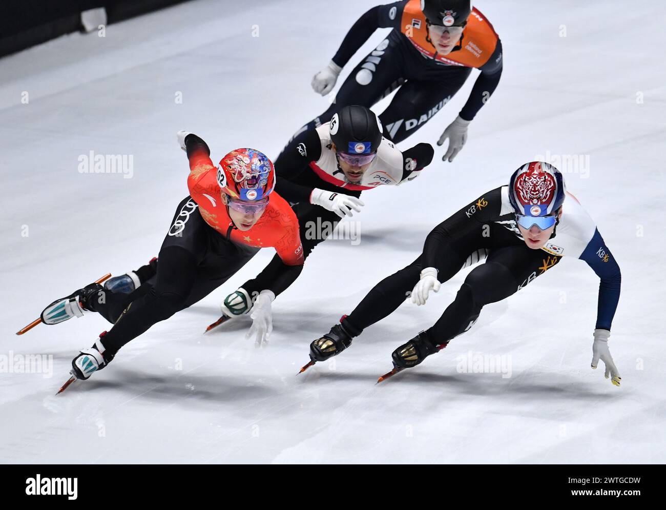 Rotterdam, Netherlands. 17th Mar, 2024. Sun Long (L) of team China ...