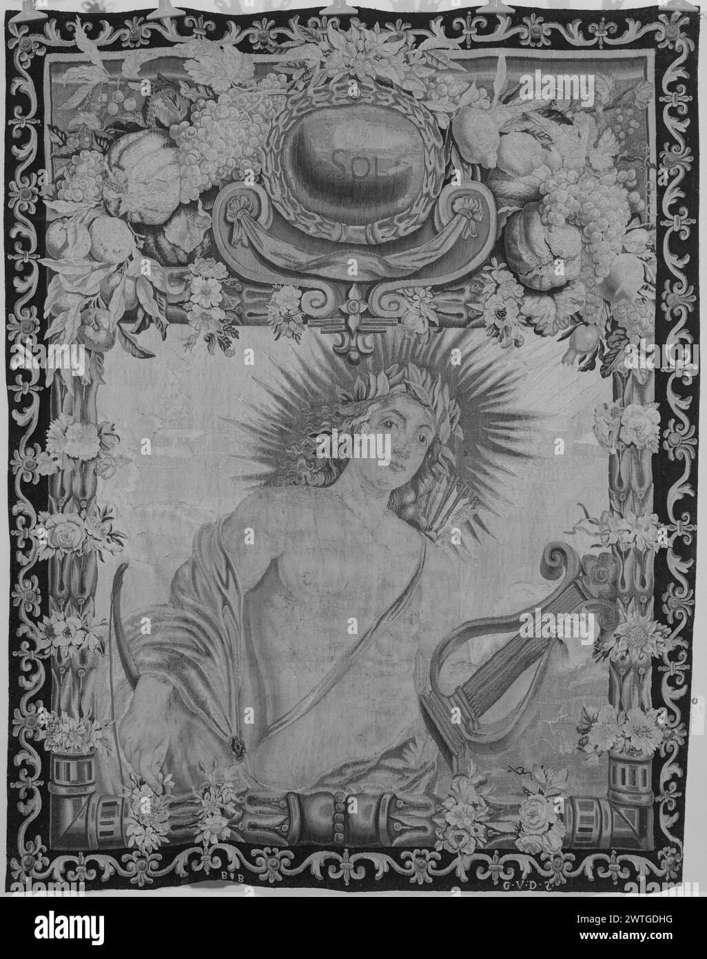 Half length portr hi-res stock photography and images - Alamy