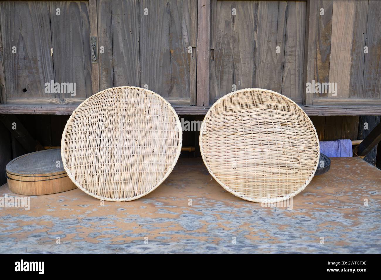 Bamboo colander sieve hi-res stock photography and images - Alamy
