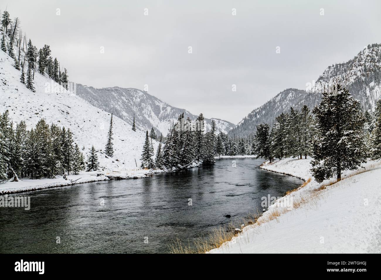 MADISON RIVER MADISON VALLEY YELLOWSTONE NATIONAL PARK WYOMING USA ...