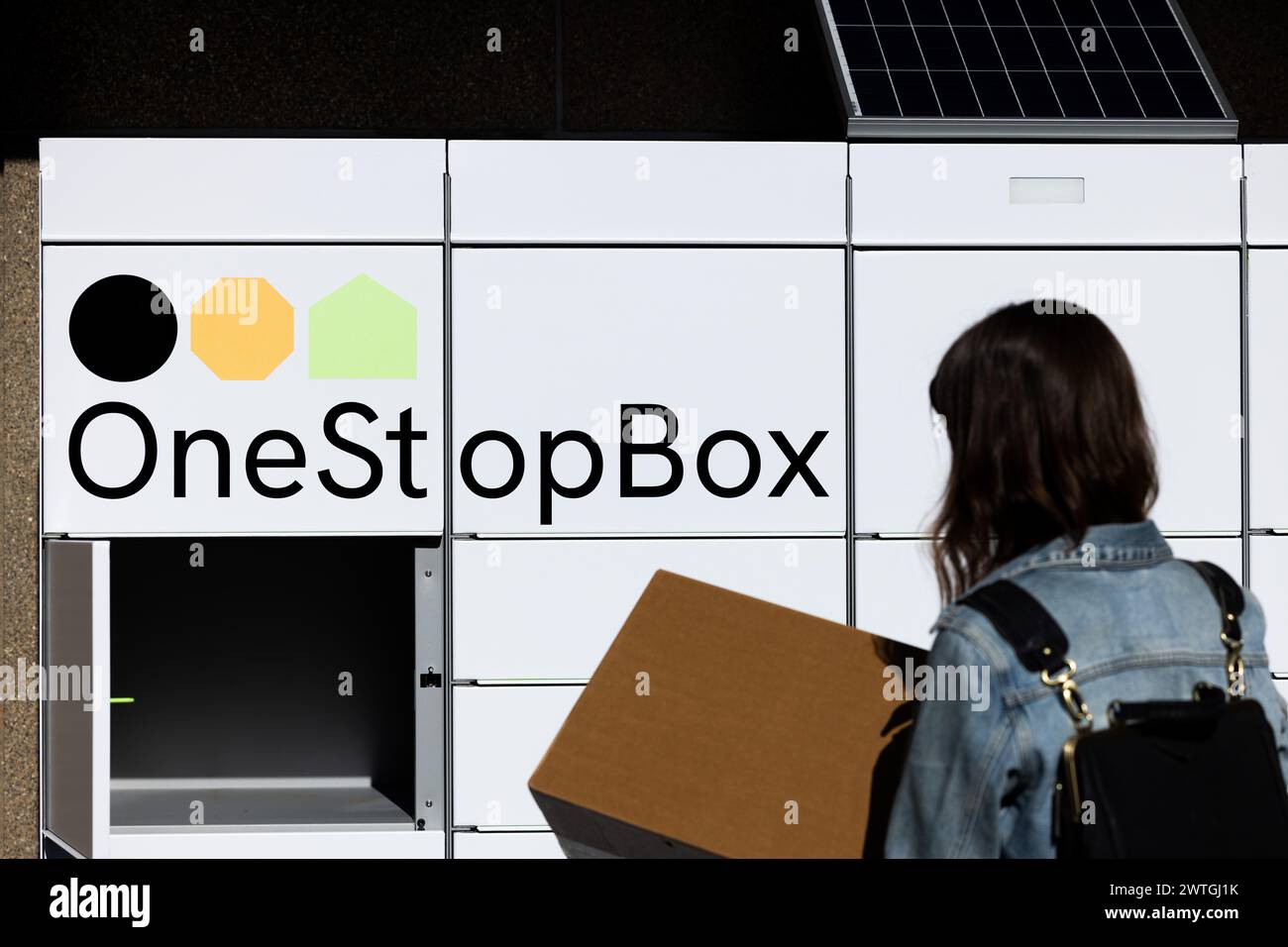 Bonn, Germany. 14th Mar, 2024. A parcel station without a label from ...