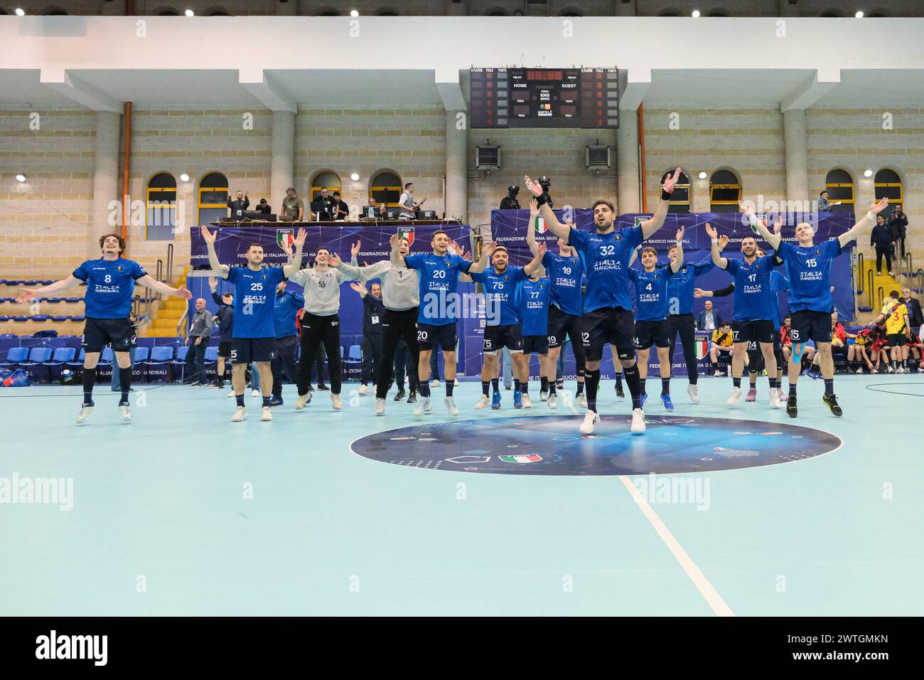 Pescara, Italy. 17th Mar, 2024. The Italian national team celebrates ...