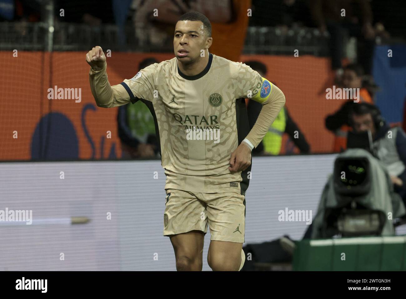 Kylian Mbappe of PSG celebrates his first goal during the French ...
