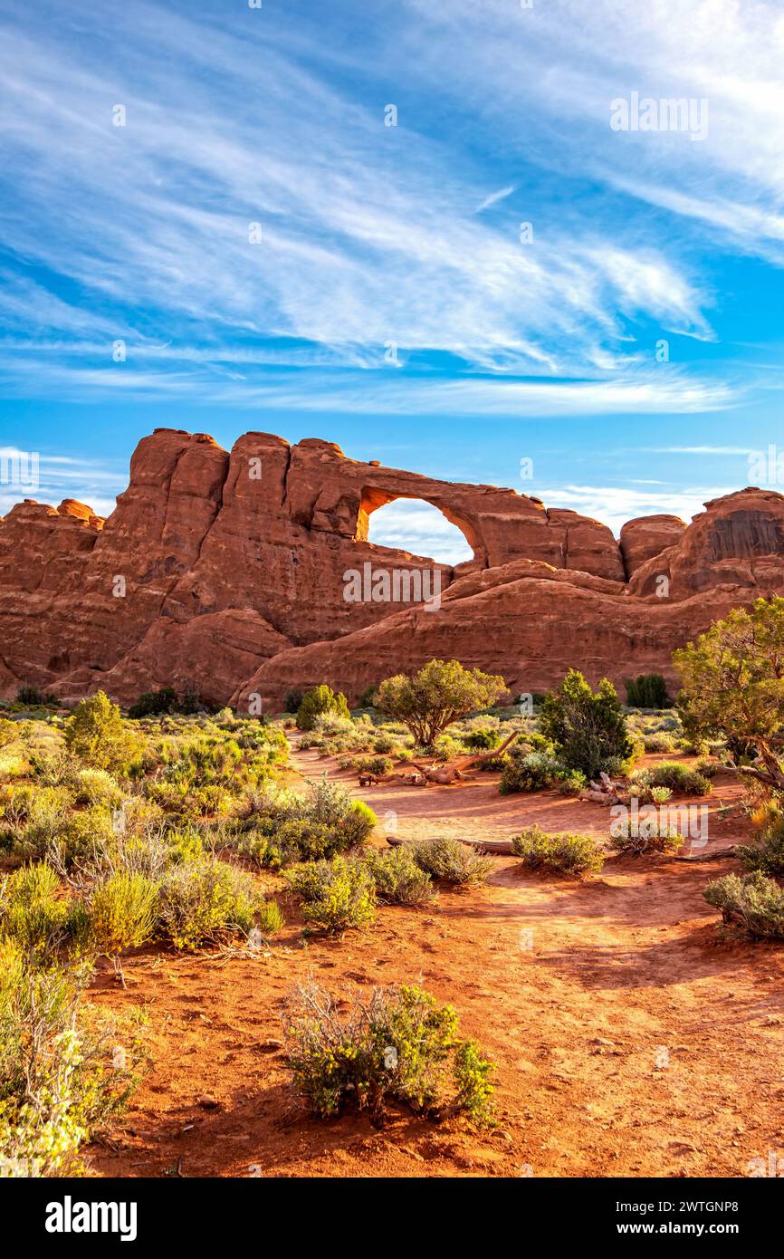 Skyline Arch in Arches National Park Utah Stock Photo - Alamy
