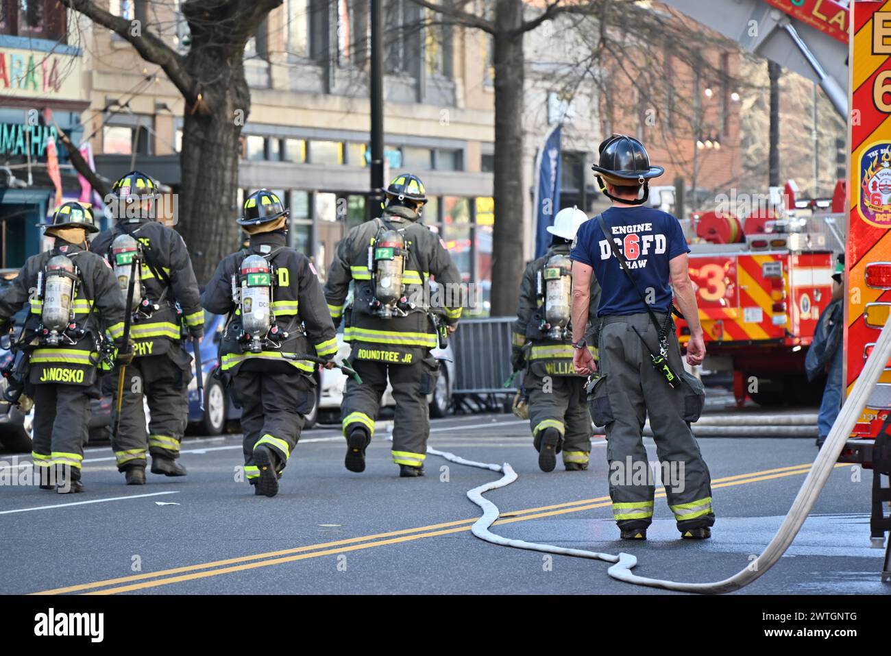 Firefighters and emergency responders race to the scene of a working ...