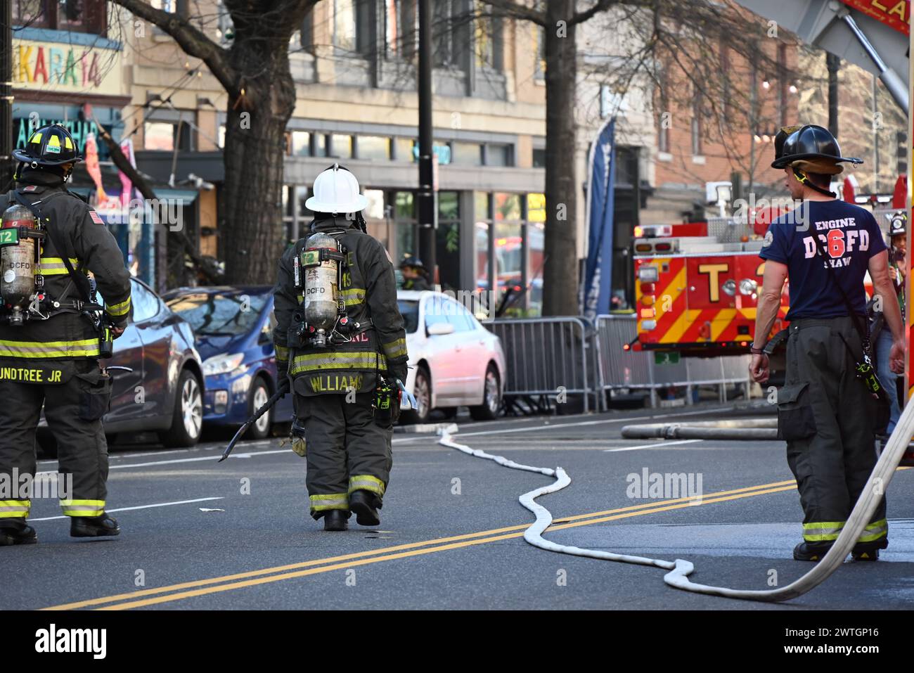 Firefighters and emergency responders race to the scene of a working ...
