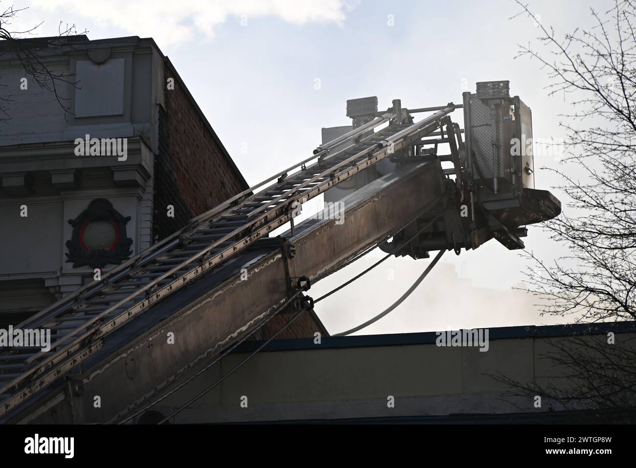 Fire truck ladder extended hi-res stock photography and images - Alamy