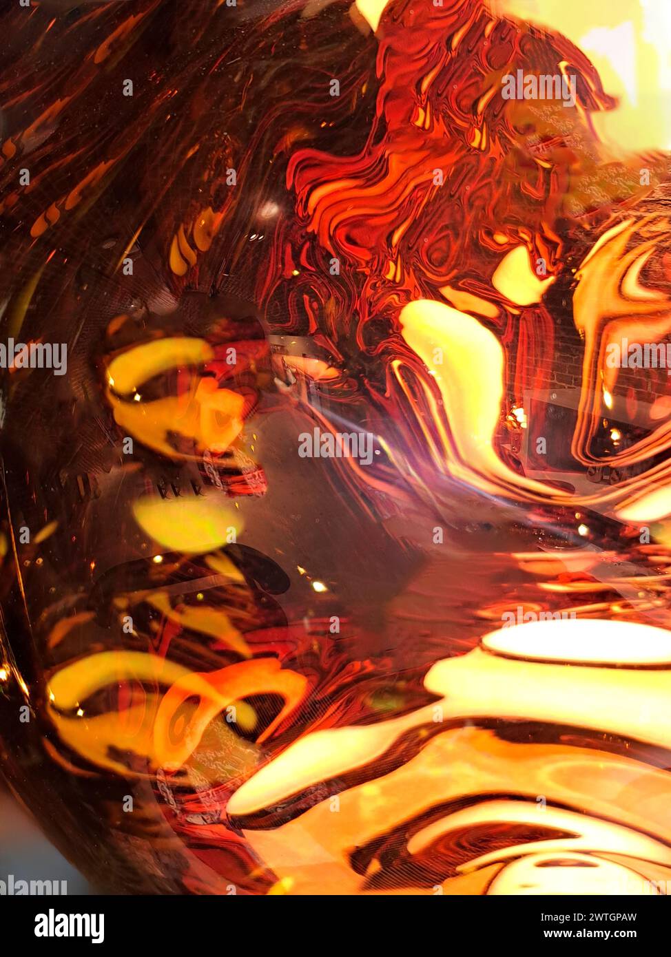 Distorted glass hi-res stock photography and images - Alamy